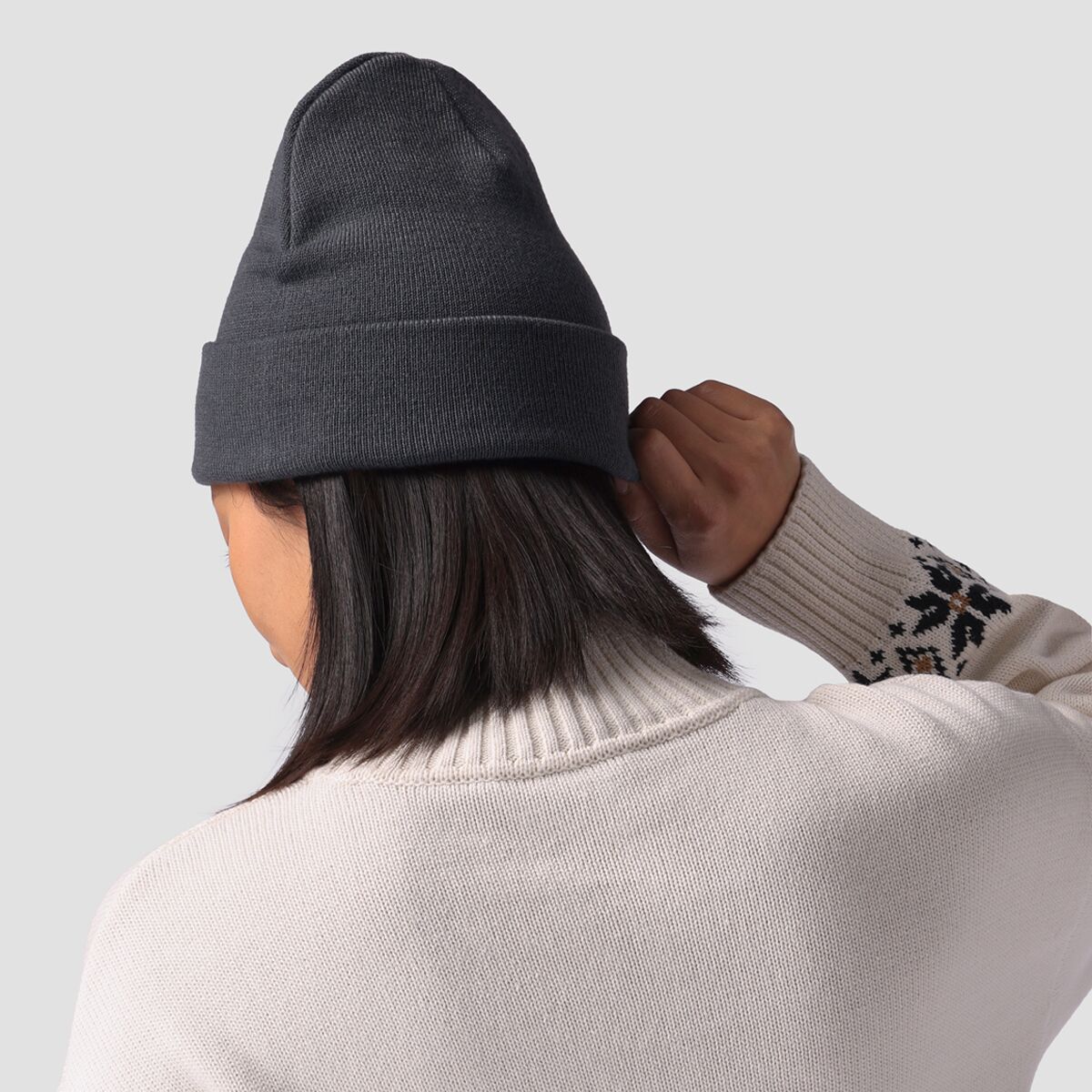 (取寄) バックカントリー パッチ ゴート ビーニー Backcountry Patch Goat Beanie Turbulence Backcountry Patch Goat Beanie - Accessories